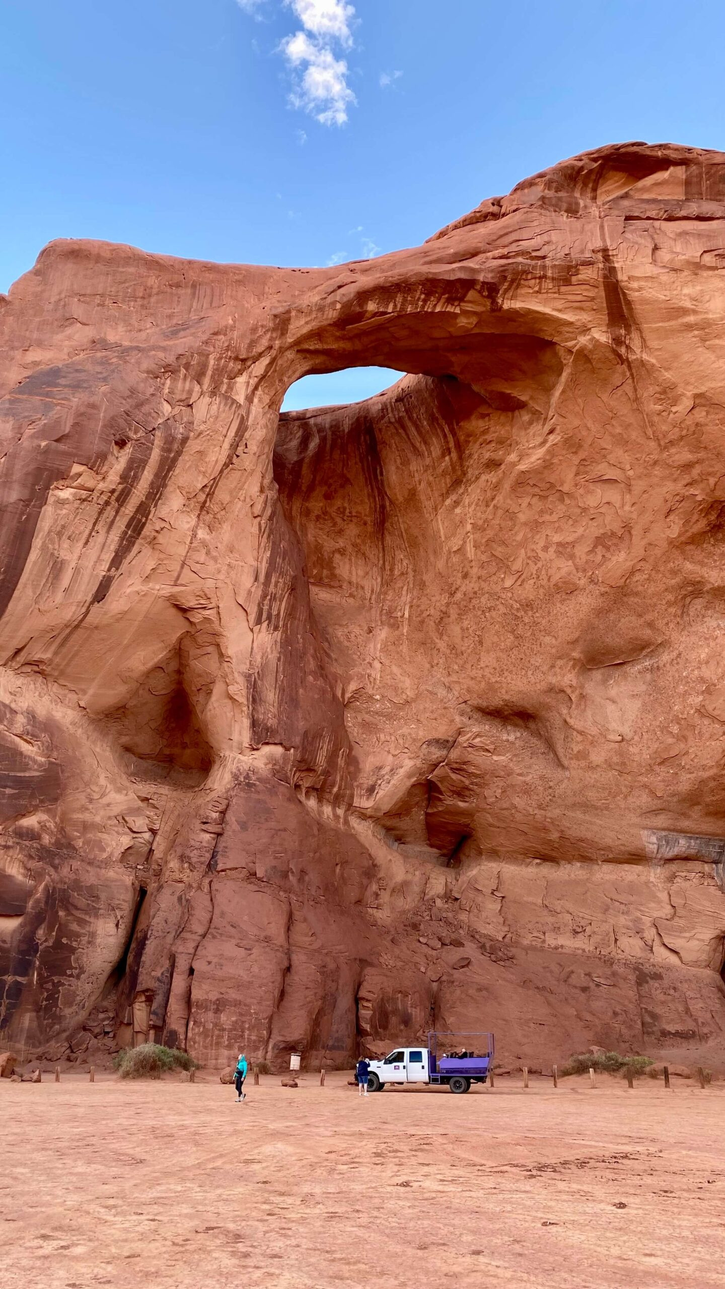 Visiting Monument Valley Arizona - @KateFerg Explores